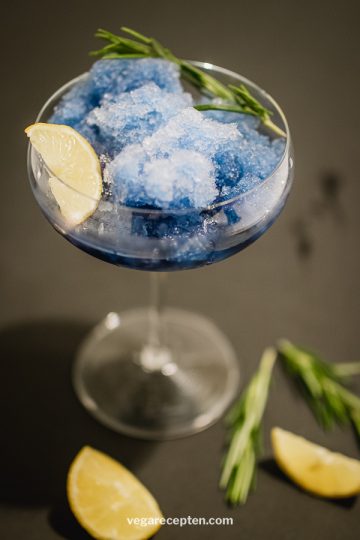 Color Changing Frozen Vodka Drink Recipe - Vega Recepten