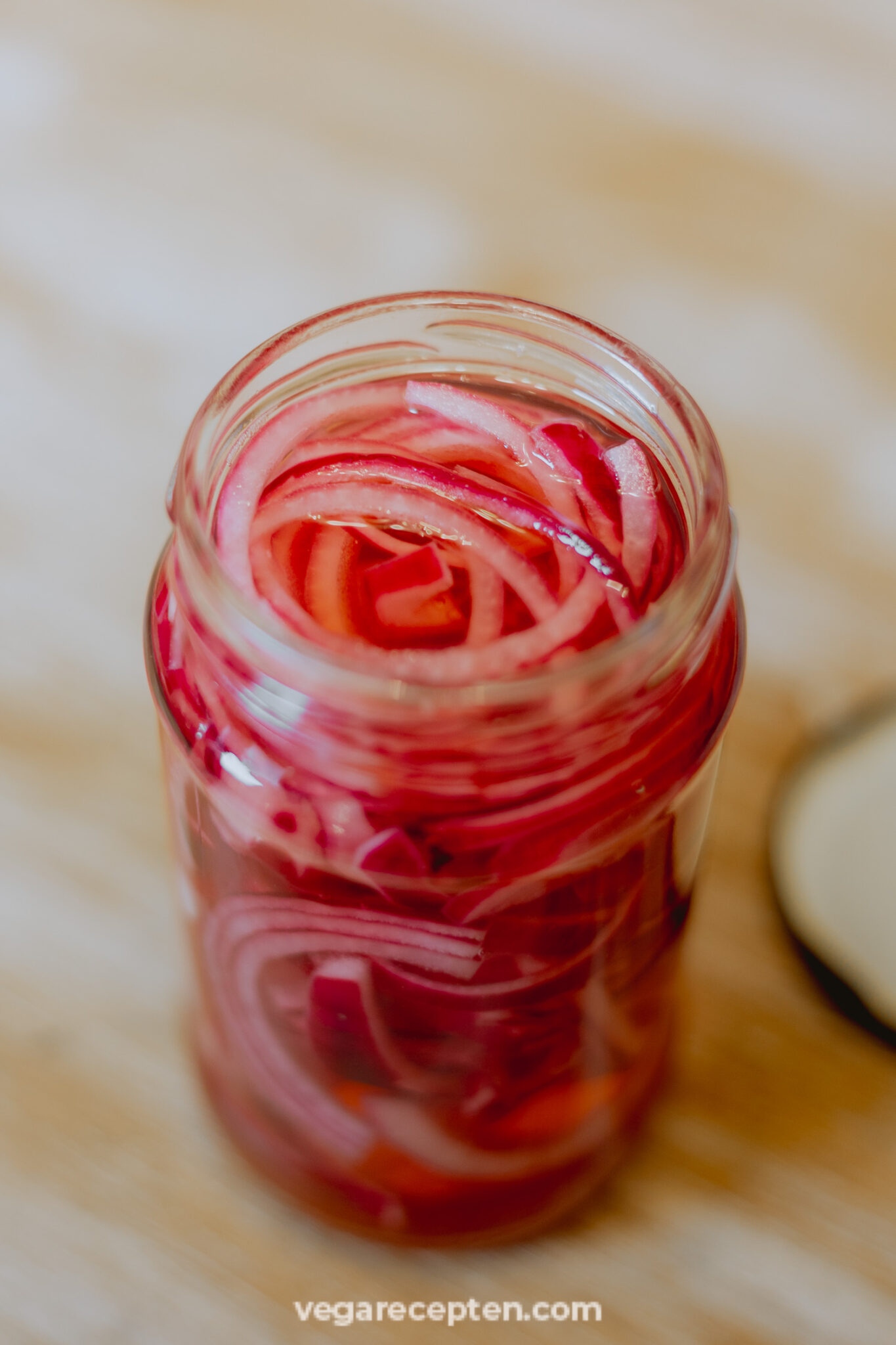 Ingelegde ui recept (zoetzure ui maken) - Vega Recepten