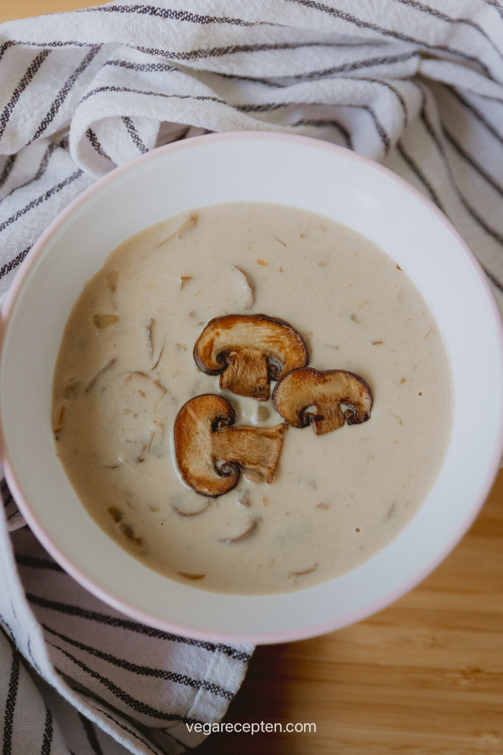 Zelf champignonsoep maken met dit champignonsoep recept